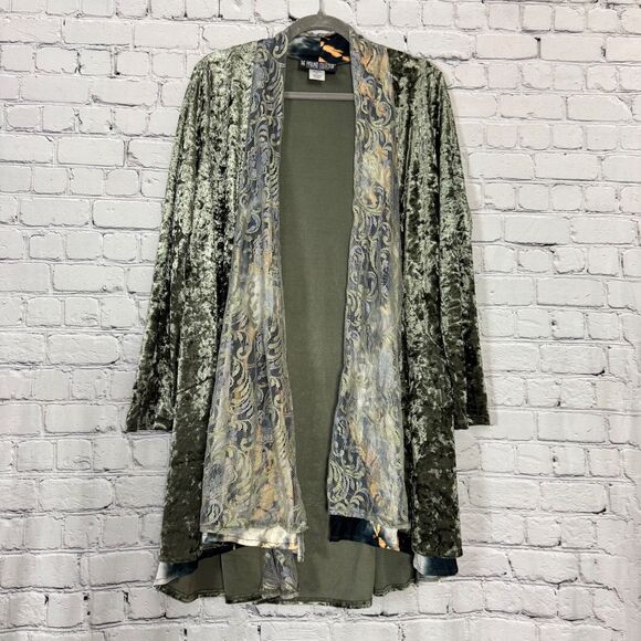 The Pyramid Collection | Sweaters | The Pyramid Collection Velvet Lace ...